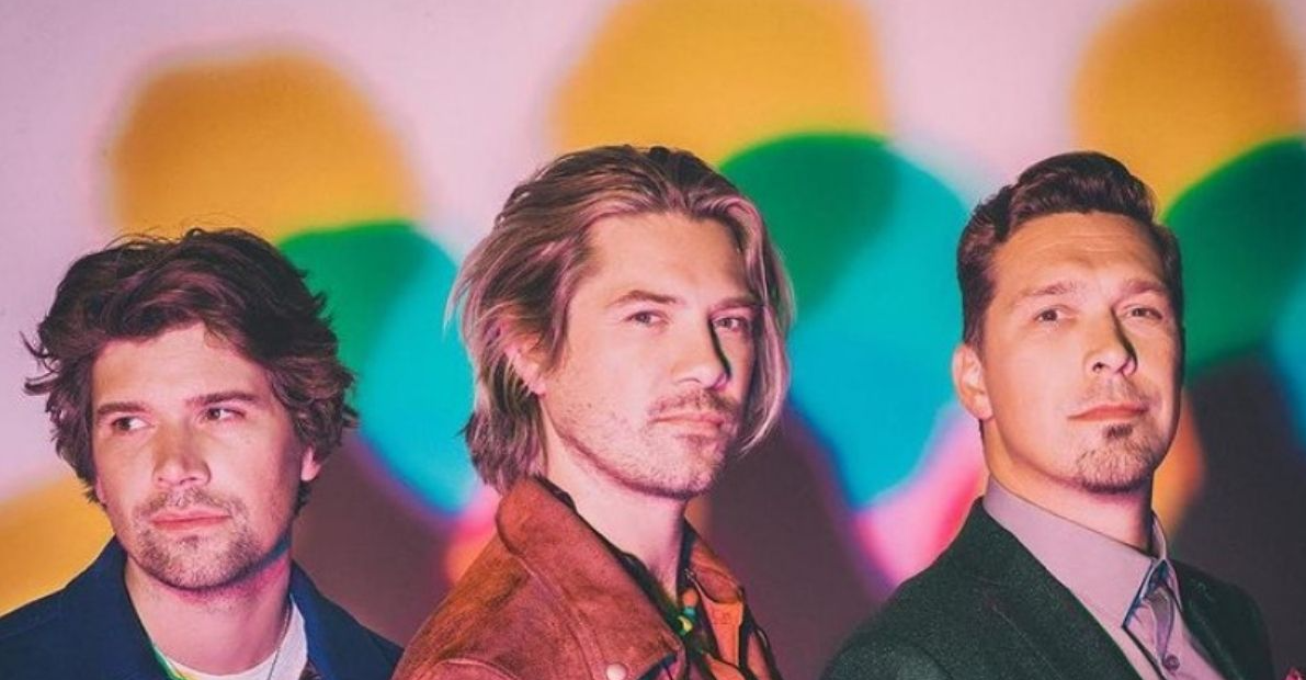 (Photo) Découvrez les frères Hanson et leurs 15 enfants