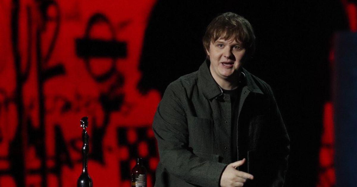 Netflix a dévoilé le teaser du documentaire sur Lewis Capaldi