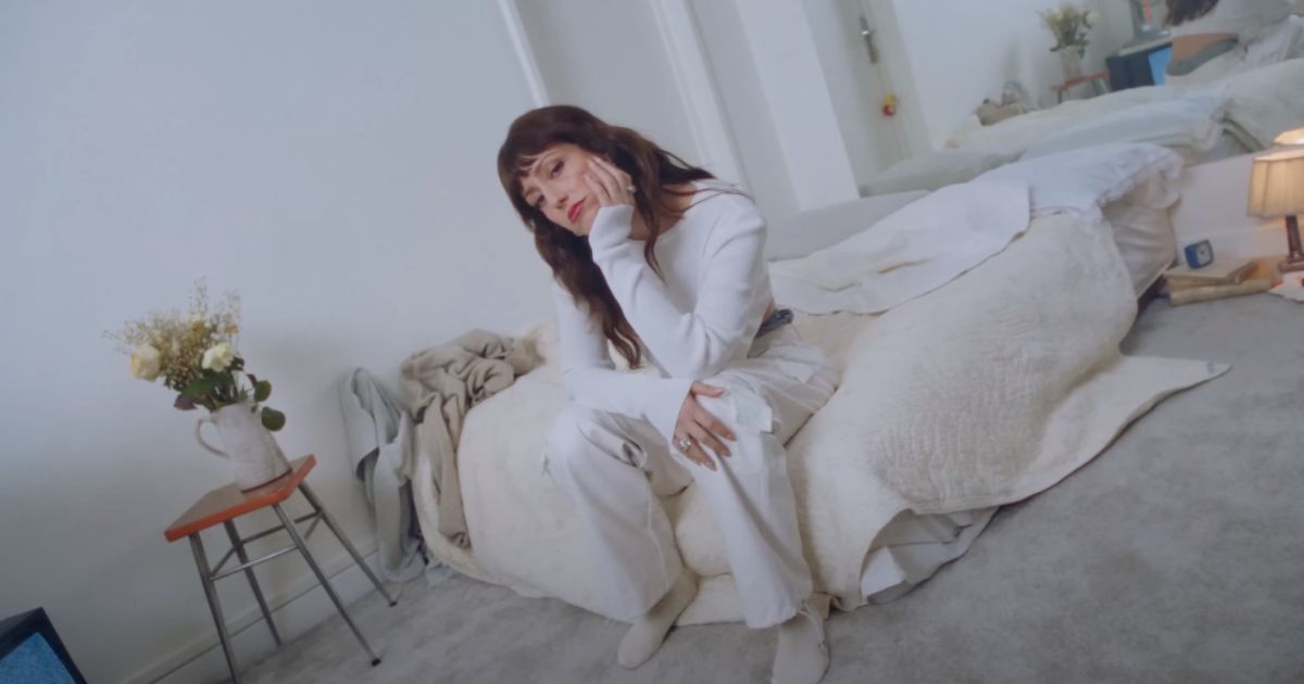 Ehla Luciani, la soeur de Clara, sort son premier album