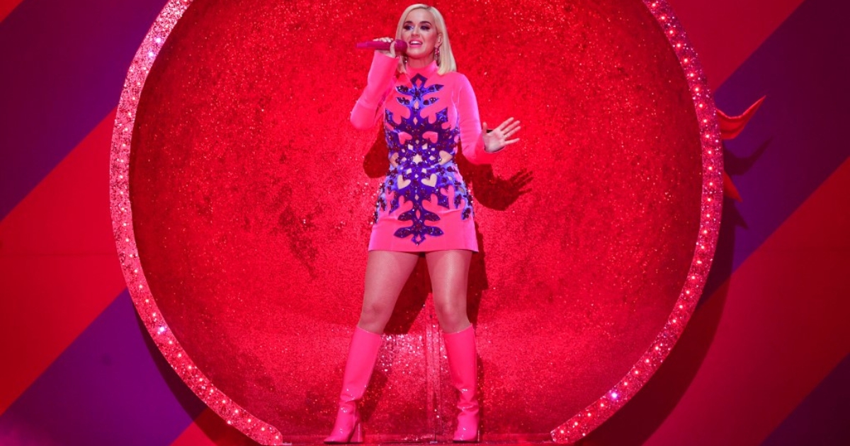 I Kissed A Girl : l'histoire derrière le hit incroyable de Katy Perry