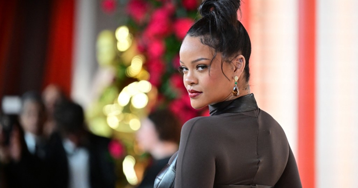 Rihanna et A$AP Rocky dévoilent les photos officielles de leur bébé