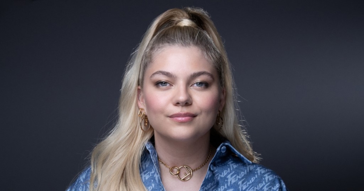 Louane s’est confiée comme rarement sur le décès de ses parents