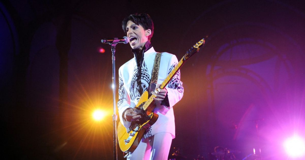 Prince : la comédie musicale de « Purple rain » divise les fans