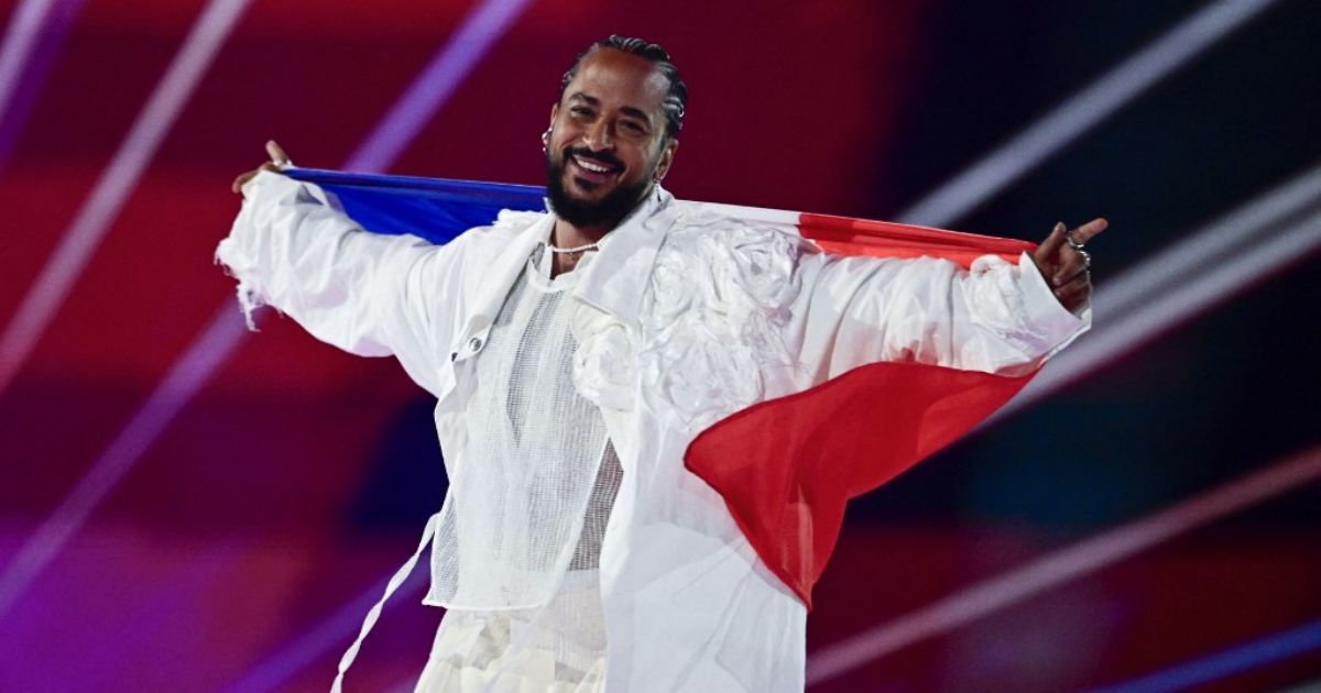 Slimane annonce une tournée mondiale qui passera par la Belgique