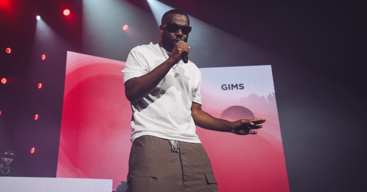 Gims dévoile son tout nouveau hit en duo avec une star italienne