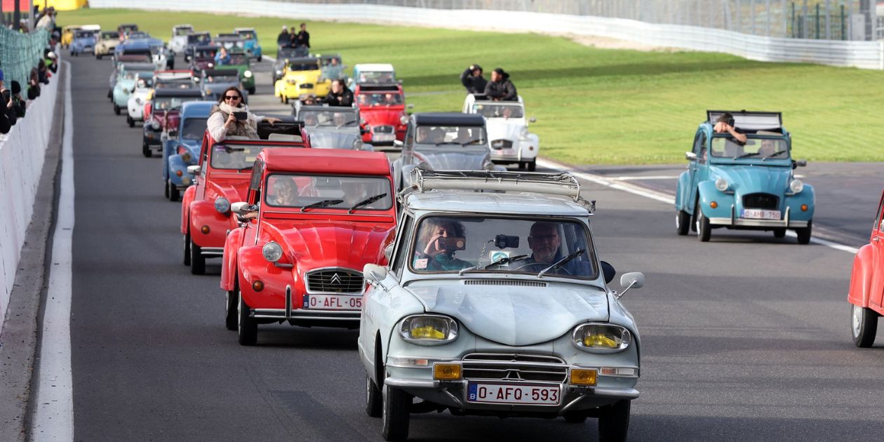 Les 24h 2CV à Spa-Francorchamps