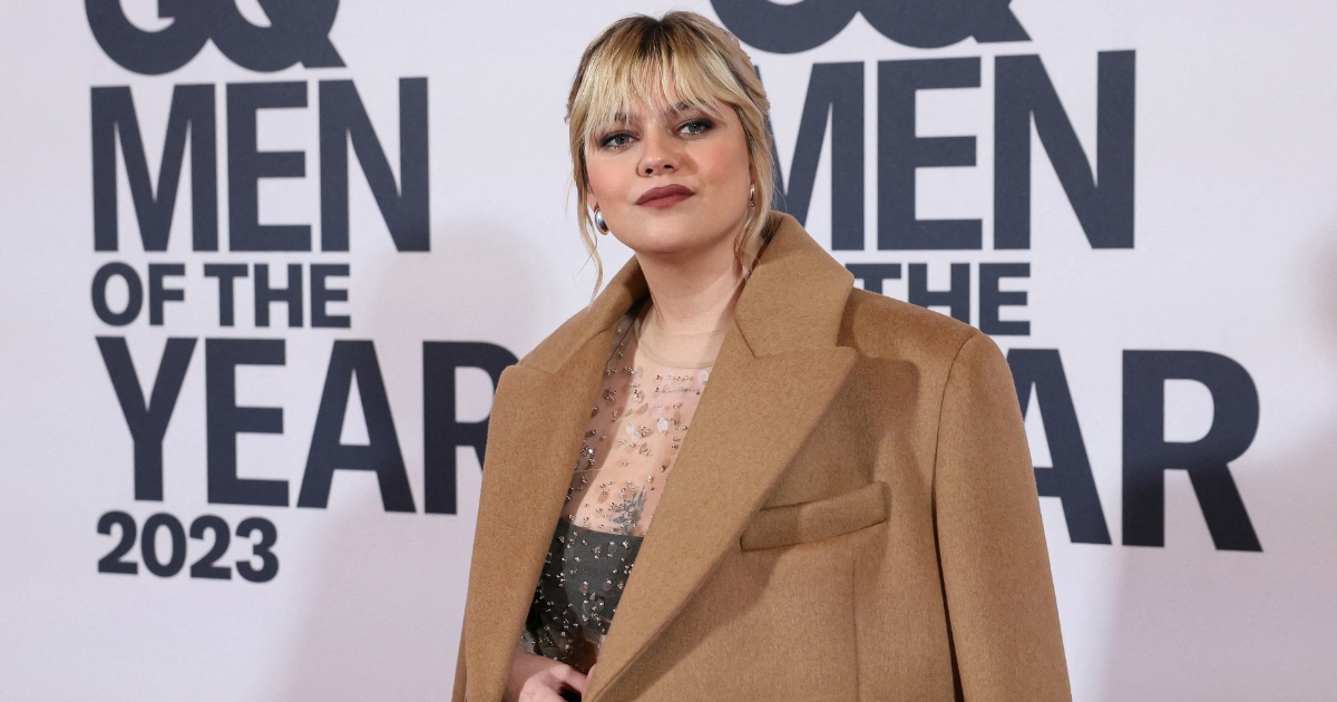 Louane : écoutez son nouveau titre en duo juste avant l'Eurovision