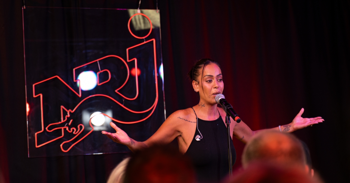 Amel Bent sur NRJ : la Belgique fait partie de ses coups de cœur